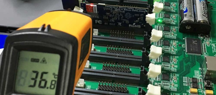 Cluster Computing – Benchmarking Local Storage